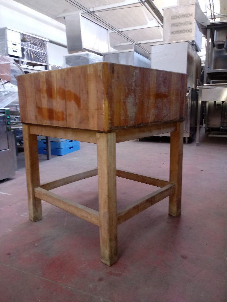 Ceppo in legno - Aste e Fallimenti Milano